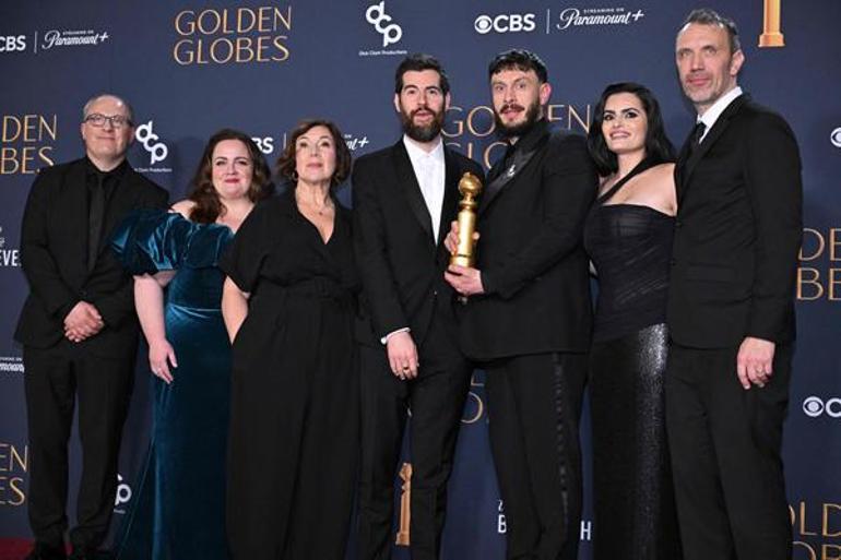 Altın Küre Ödülleri 2023: Demi Moore ve Zendaya Dikkat Çekti - Magazin Life