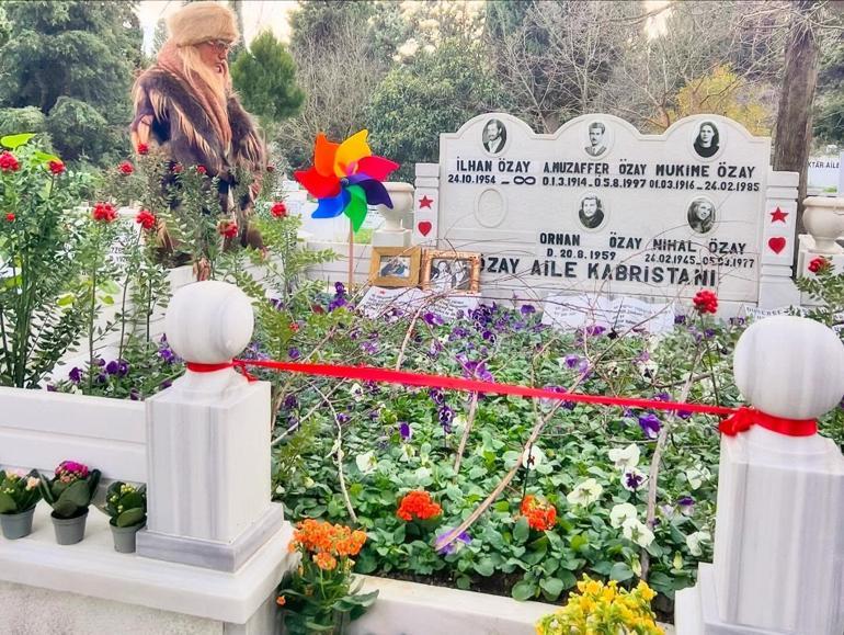 Tuğba Özay, Babası İlhan Özay'ı Anma Töreninde Duygusal Anlar Yaşadı ...