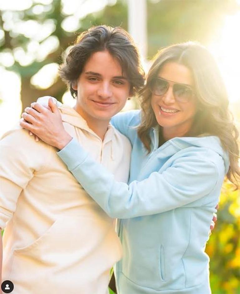 Ünlü çiftin oğlu yeni yaşına girdi... Babasından 43 yıl sonra aynı gün ...