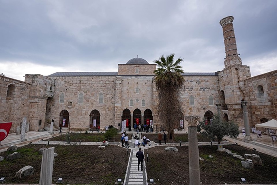 650 yıllık İsa Bey Mescidi'nin restarasyonu bitti - Magazin Life