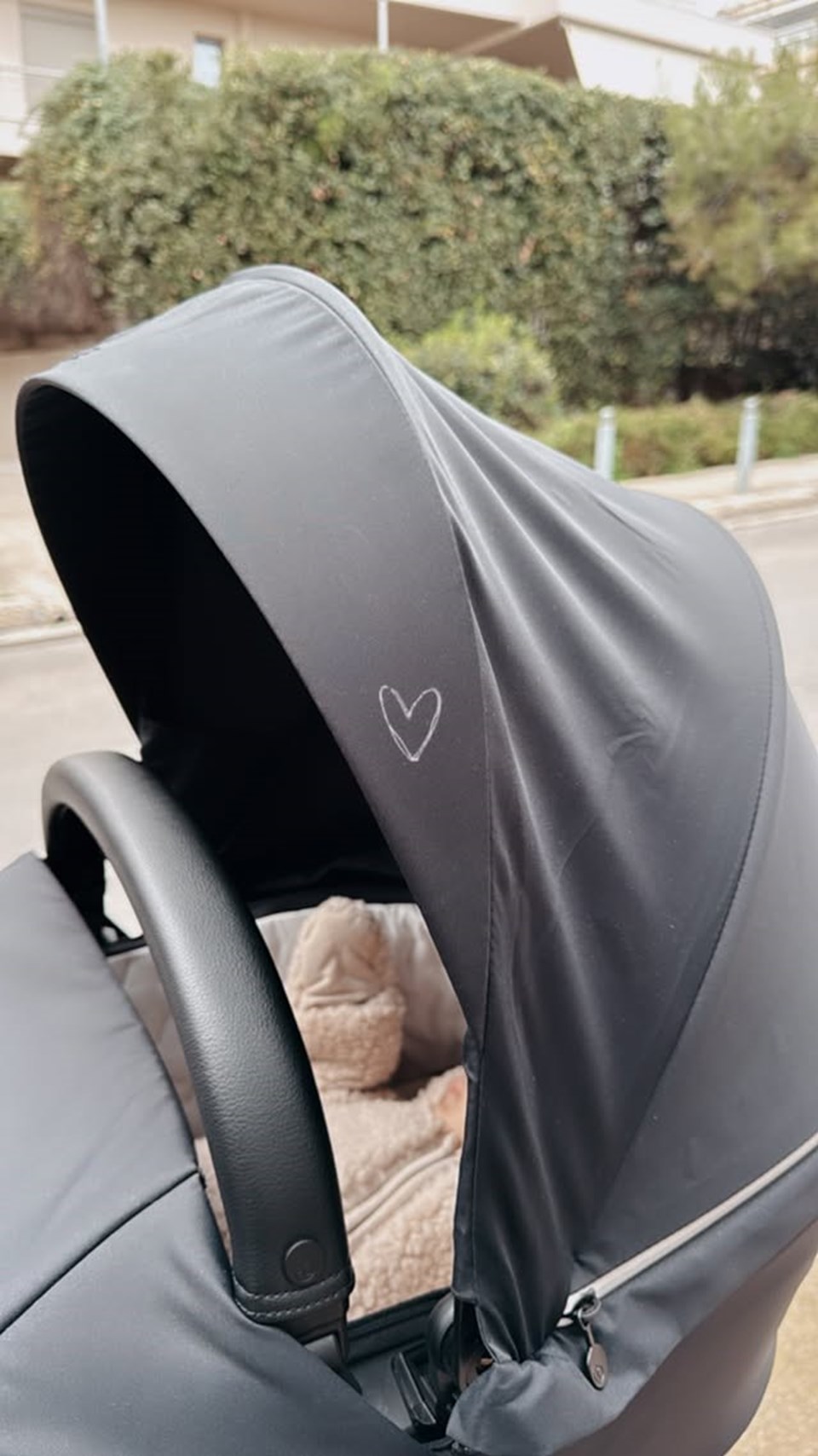 Melisa Aslı Pamuk oğlu Mylan'ı paylaştı - Magazin Life